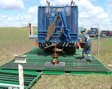 Spill Containment Solutions for Wellheads - Enviro-Pads