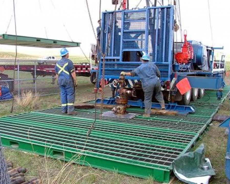 Spill Containment Solutions for Wellheads - Enviro-Pads